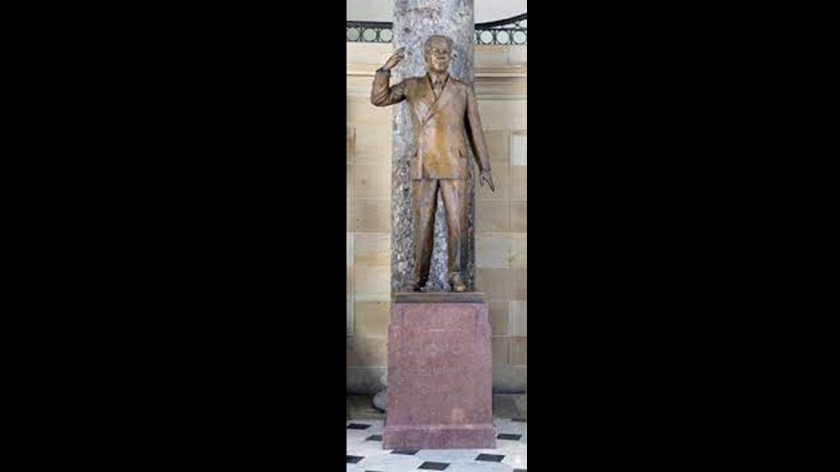 Snapshots from the National Statuary Hall at the U. S. Capitol – Huey P ...